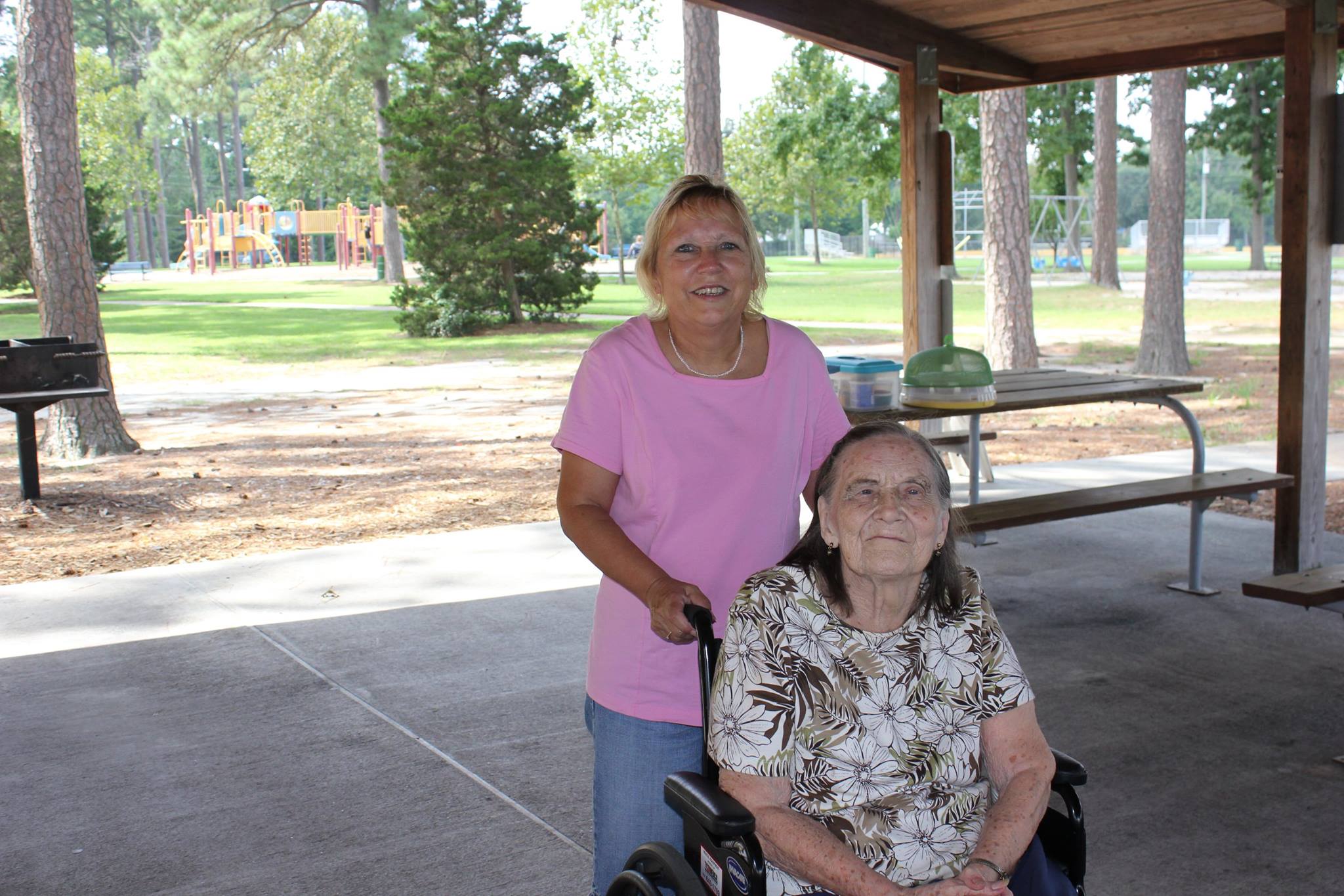 11011769_1085136531498834_3795468413531574666_o - Sarah Halstead